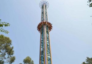 Drop Tower - The Iconic Thrill Ride At Giant Amusement Parks - Chad ...